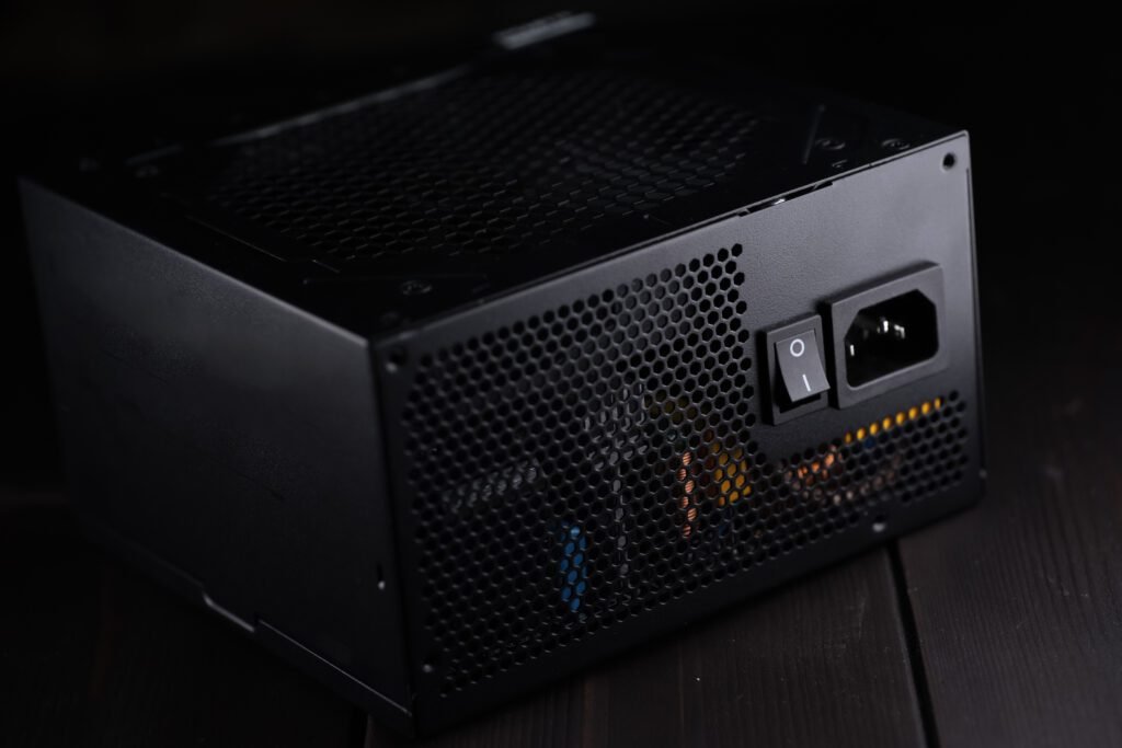 Hoeveel watt voeding heeft mijn pc nodig en wat is de beste voeding ...